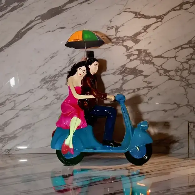 15 Hilariously Epic Farewell Themes for School Seniors